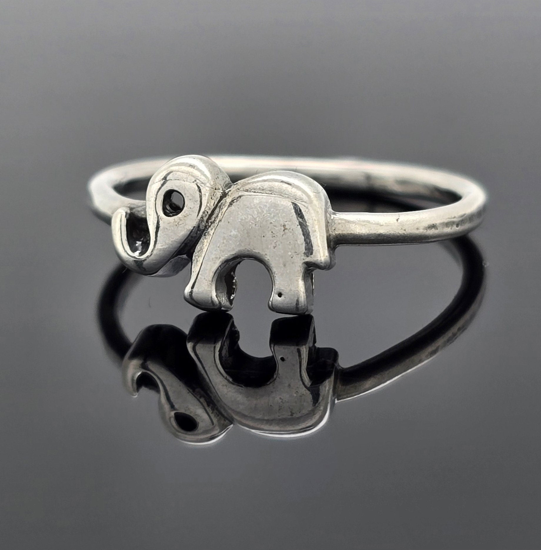 Baby Elephant Ring – The Hammer Silver Ltd
